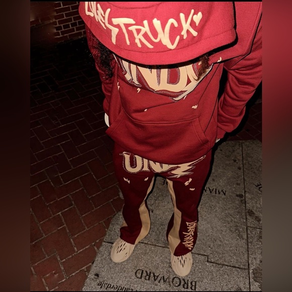 unordinaryinc | Other | Undy Lovestruck Sweatsuits Fsu | Poshmark